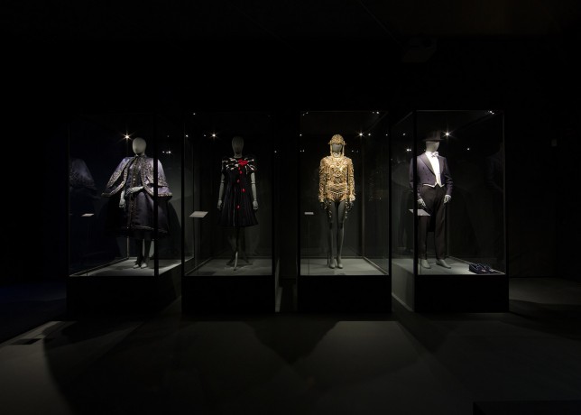 Utopian Bodies Exhibition Presents Futuristic Garments 6789
