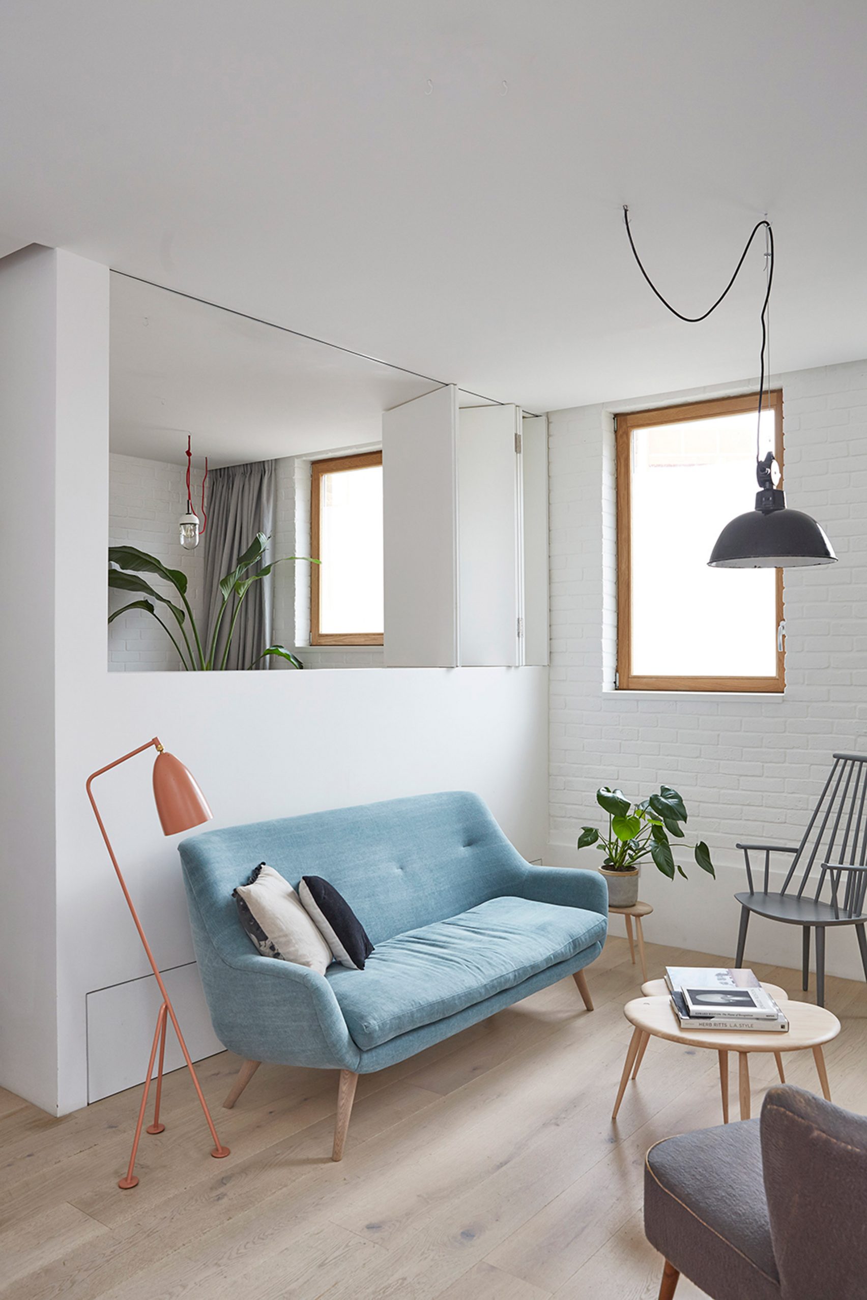 Ten interiors by architects that use internal glazing to create space ...