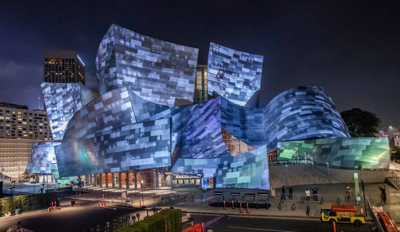 Frank Gehry's Walt Disney Concert Hall illuminates with dream-like ...
