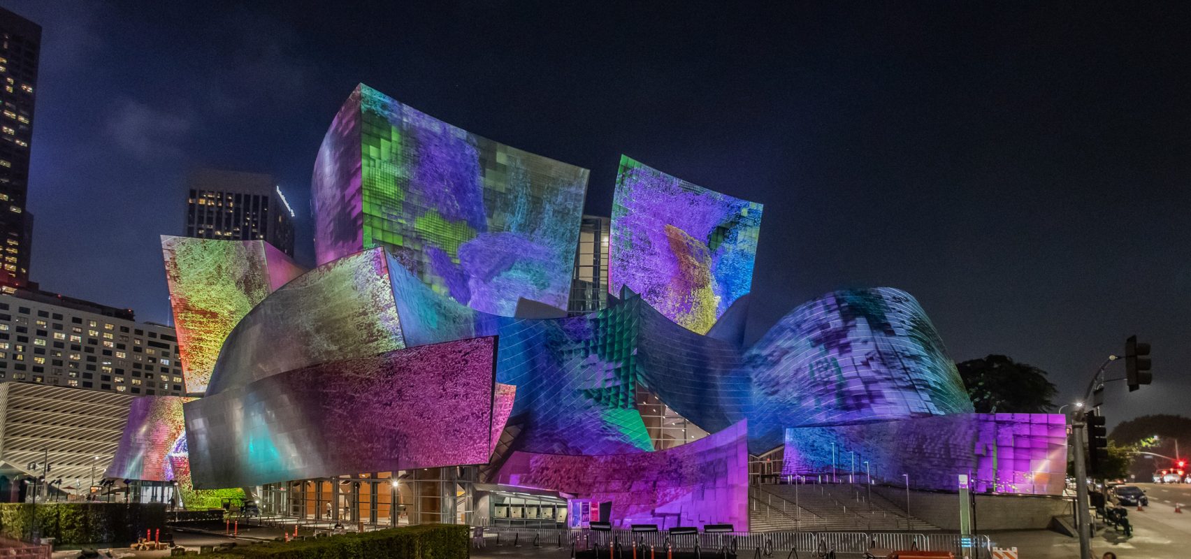 Frank Gehry's Walt Disney Concert Hall illuminates with dream-like ...