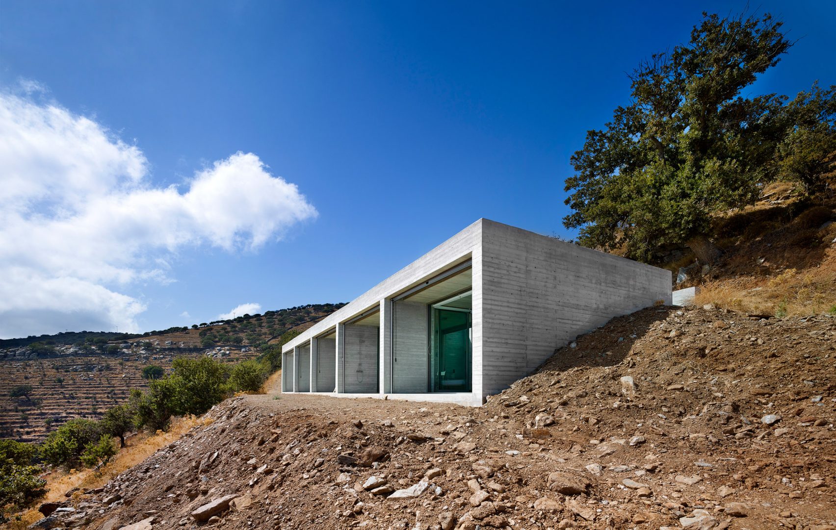 En Route Architects Perches Parallel House On Greek Hillside 6966