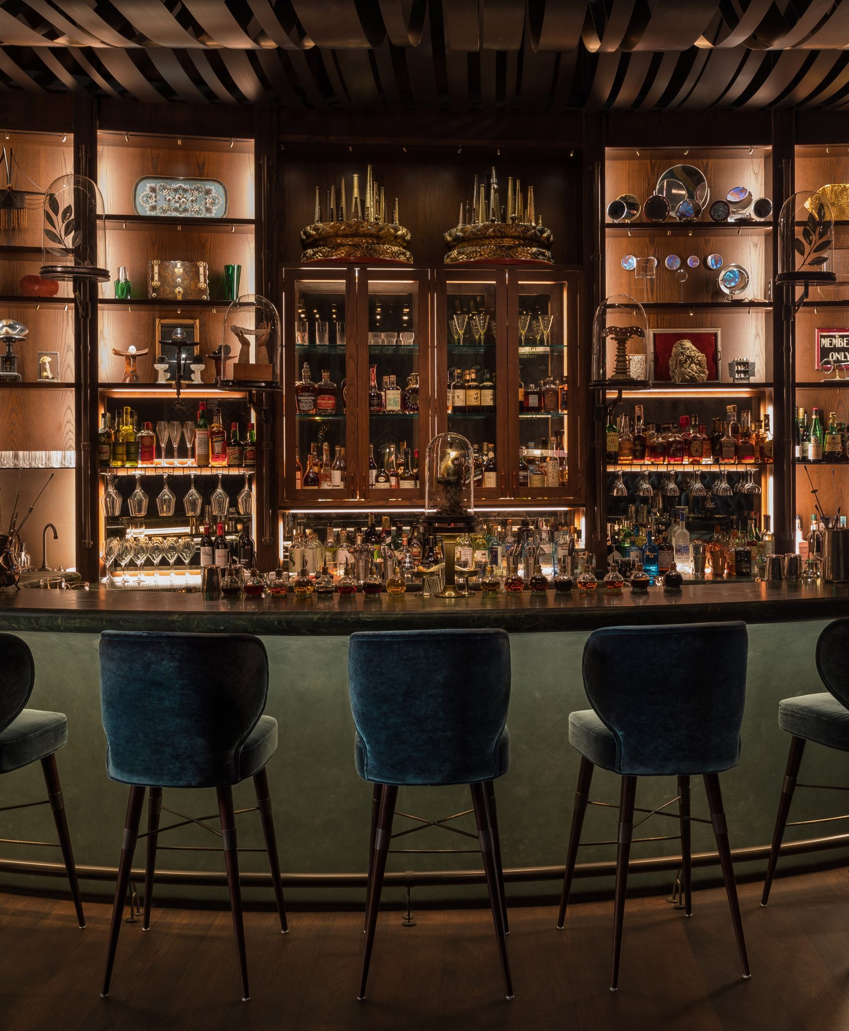 Graham Baba Designs Moody Deep Dive Bar At Amazons Seattle Hq