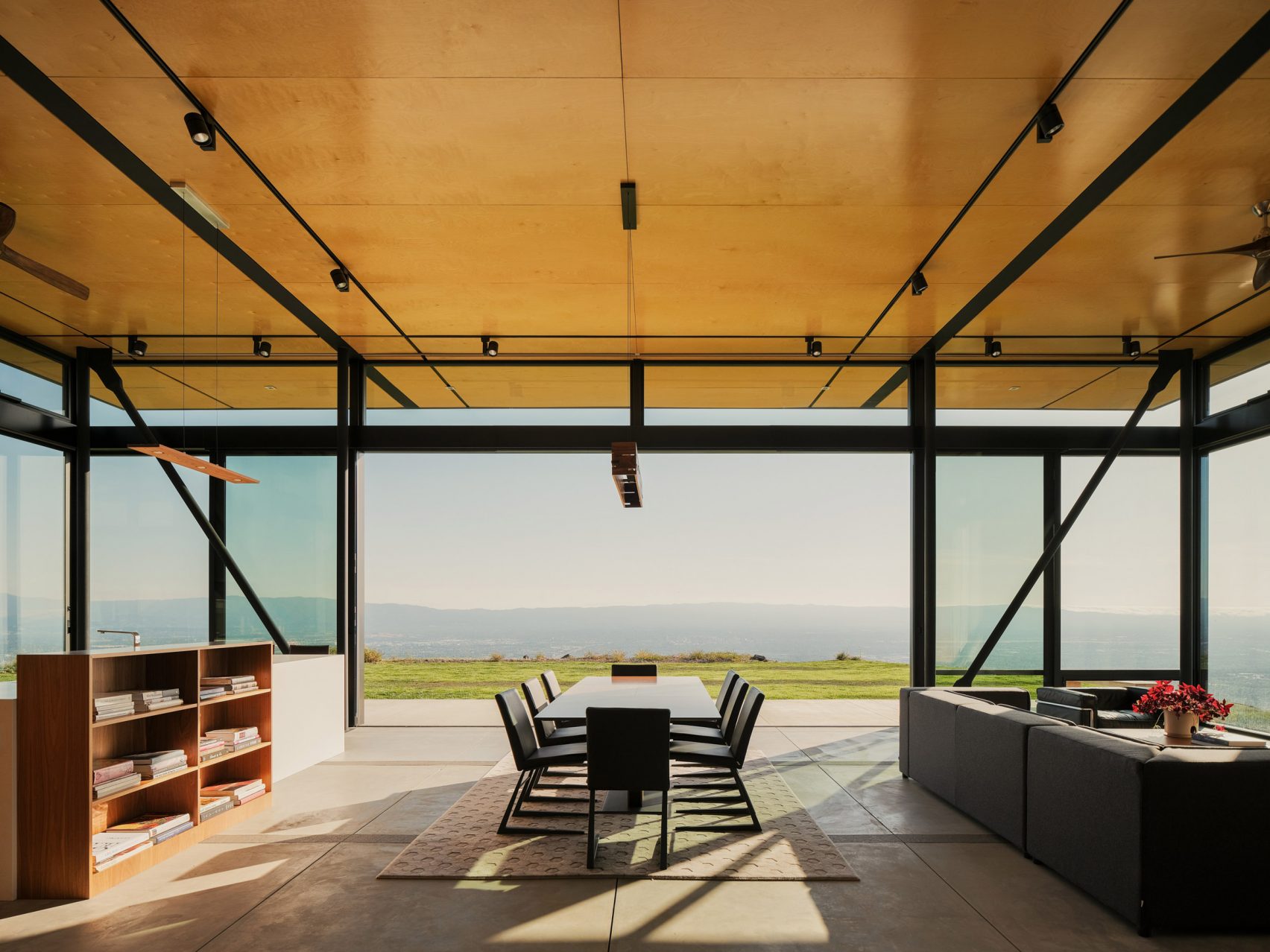 desymbol: The Pavilion by Feldman Architecture has glass walls designed ...