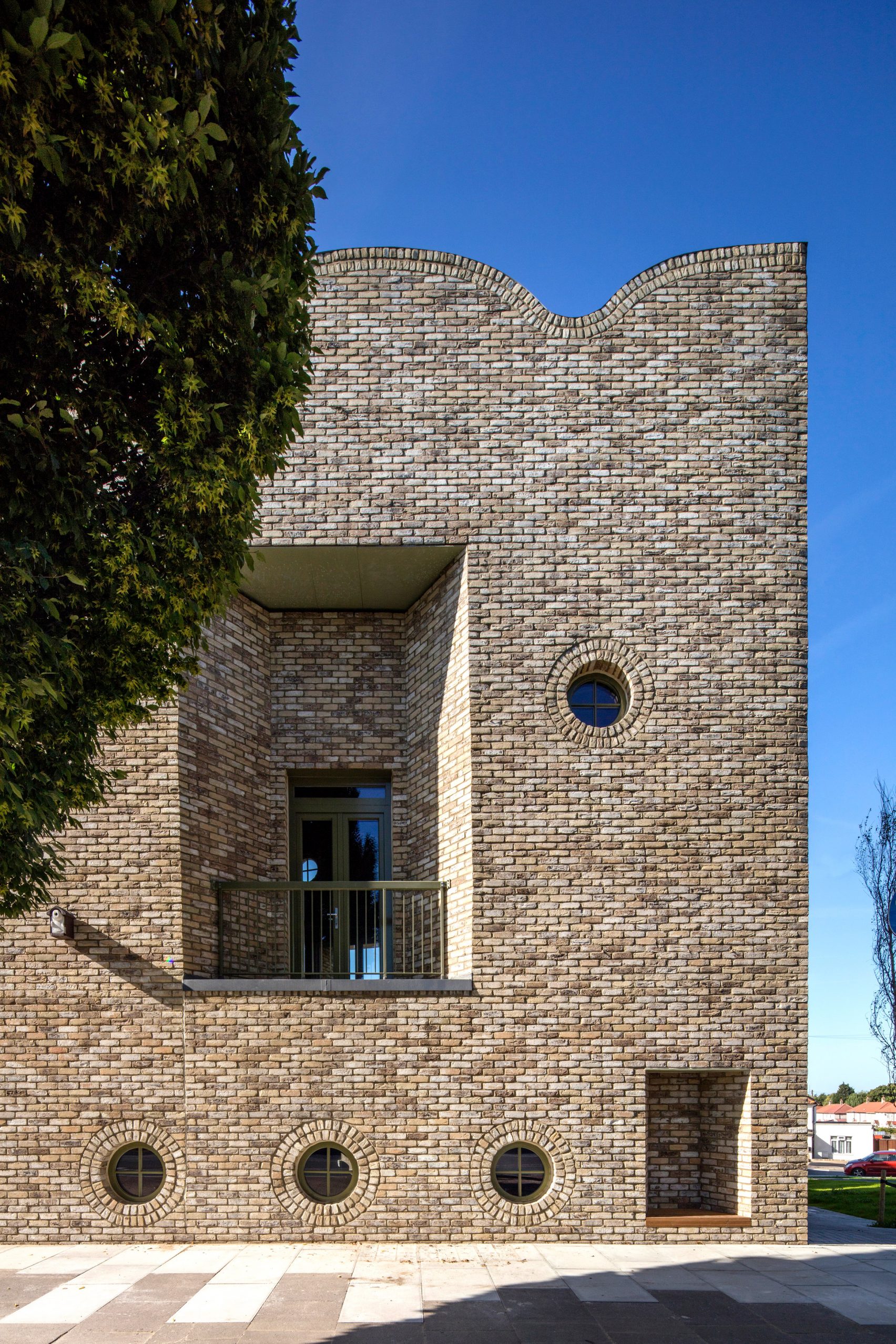 Peter Barber Architects creates five terraces of affordable homes in ...