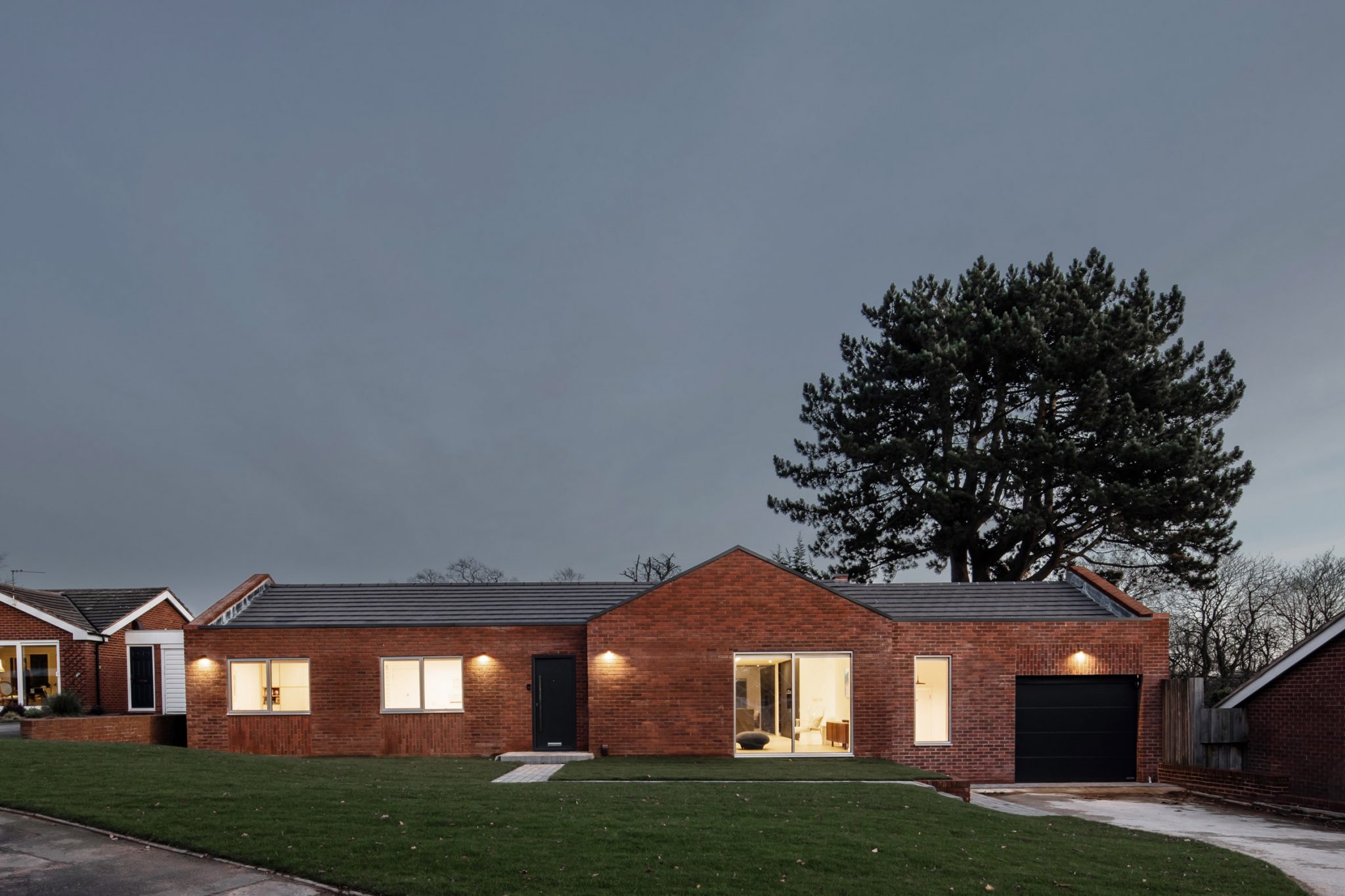 Intervention Architecture opens up 1970s bungalow - Maryna Pretorius ...