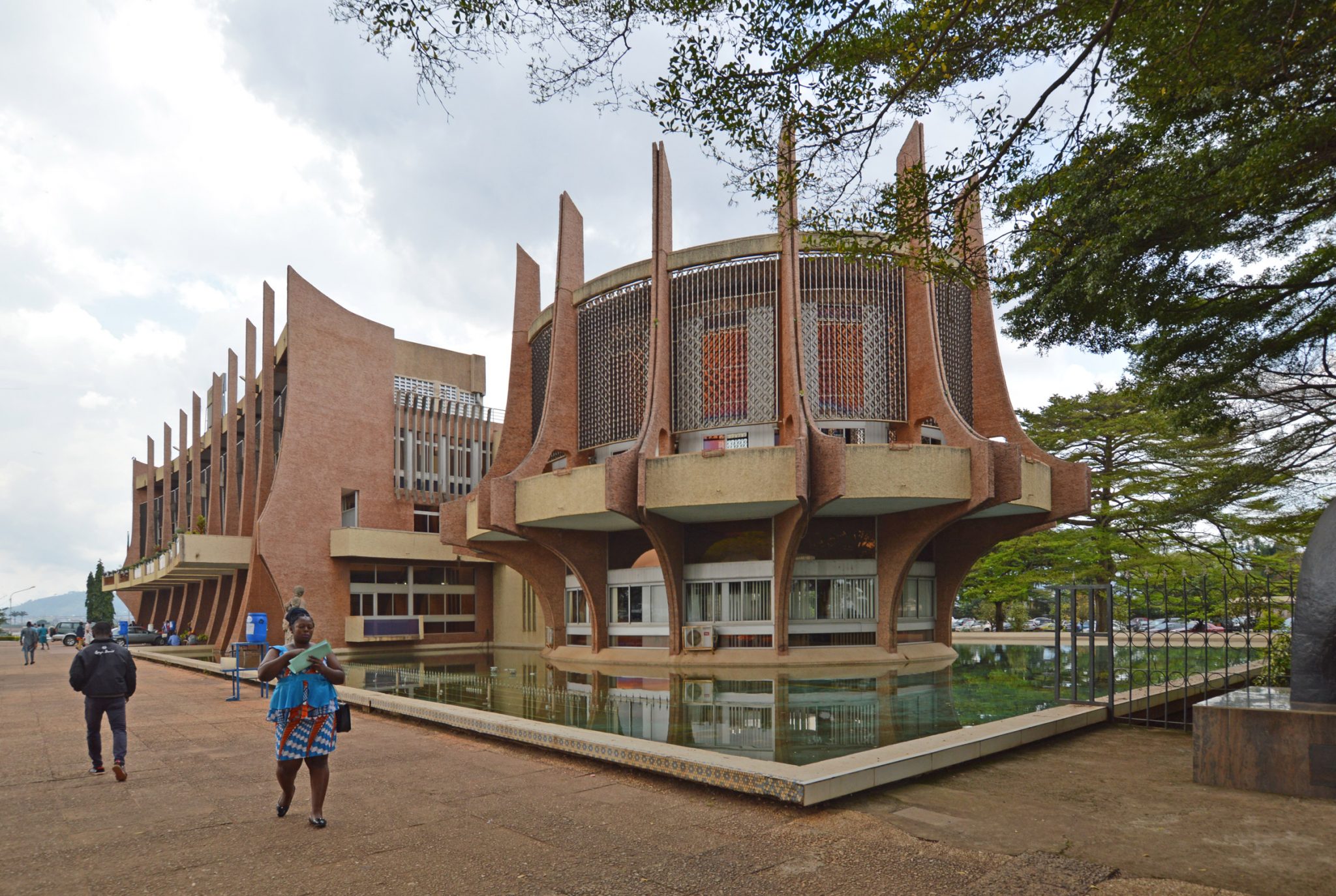 decmyk: Guide to sub-Saharan architecture aims to "spread the word ...