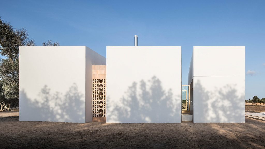 Marià Castelló creates geometric three-volume home on Formentera