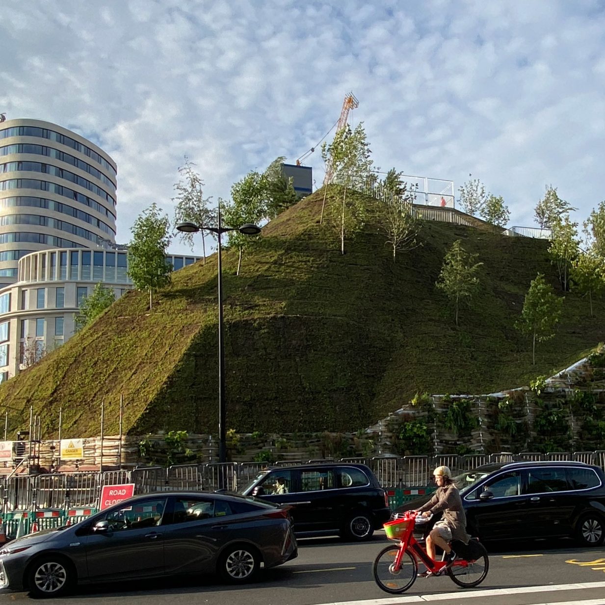 decmyk: Marble Arch Mound has a "serious message" says MVRDV in defence ...