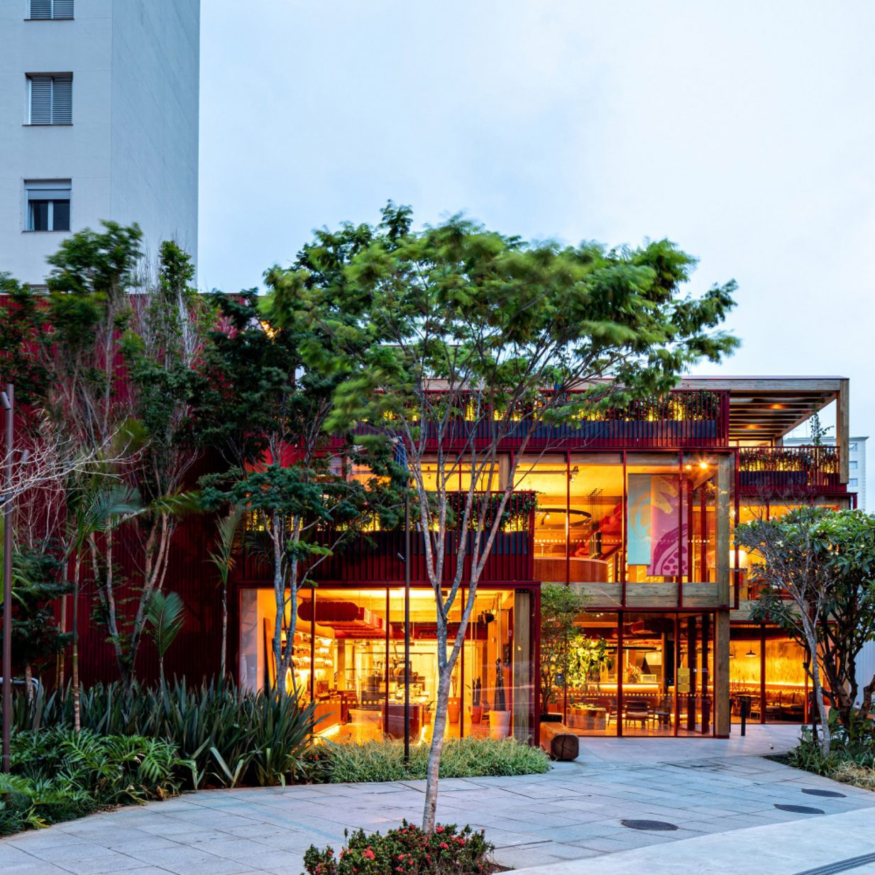 Production processes are put on show inside Dengo chocolate store in ...