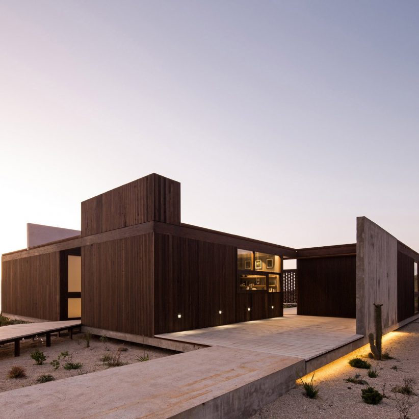 Pezo von Ellrichshausen reveals top-heavy house by a lagoon