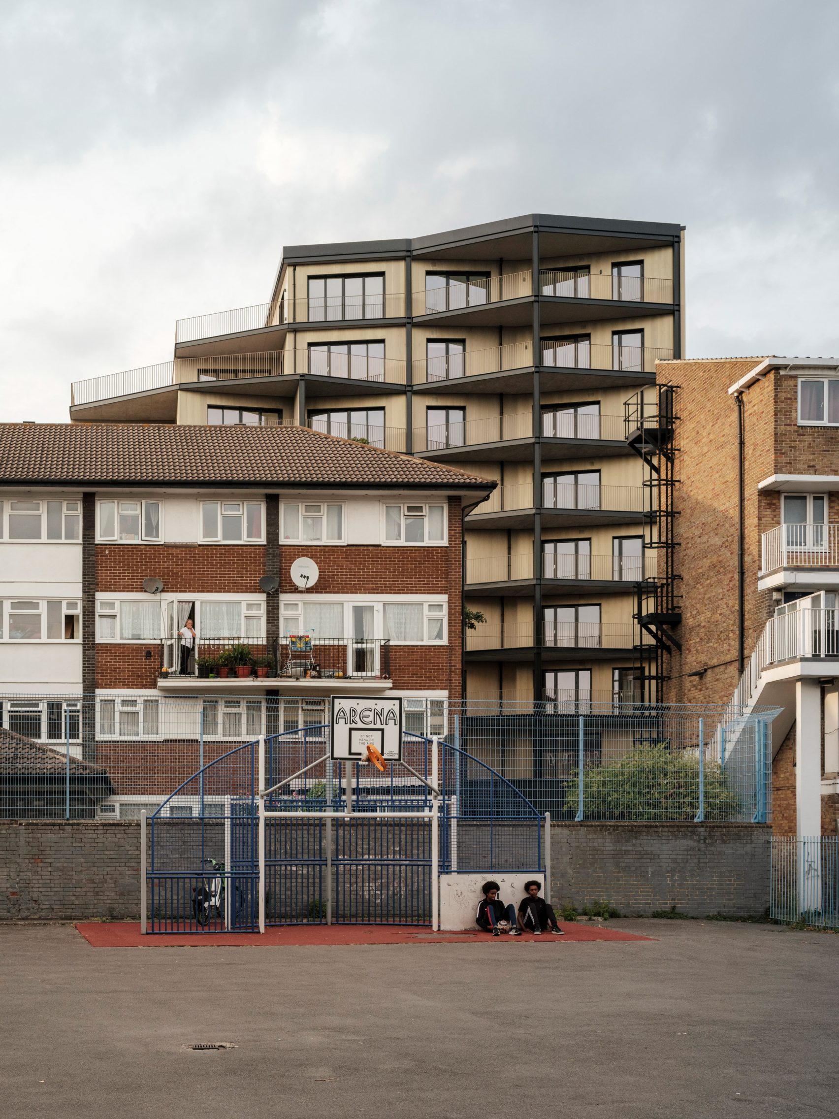 ARCHITECTURE DEZEEN: Dockley Apartments In London Take Cues From ...