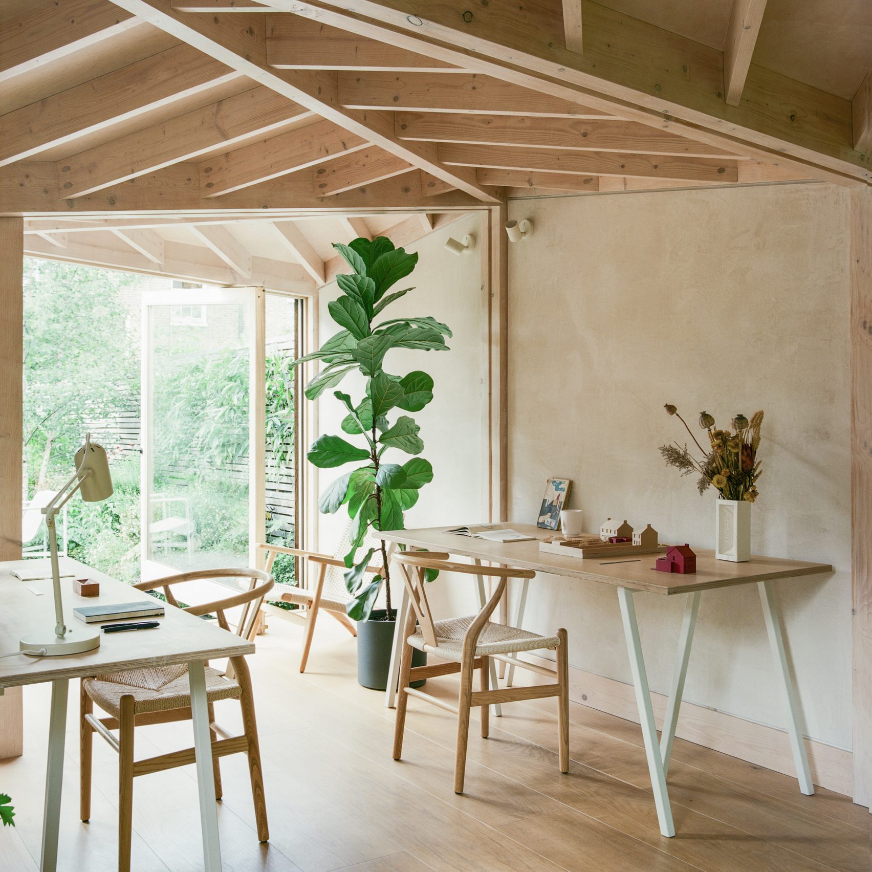 Studio McW converts warehouse into live-work space for Earthrise Studio
