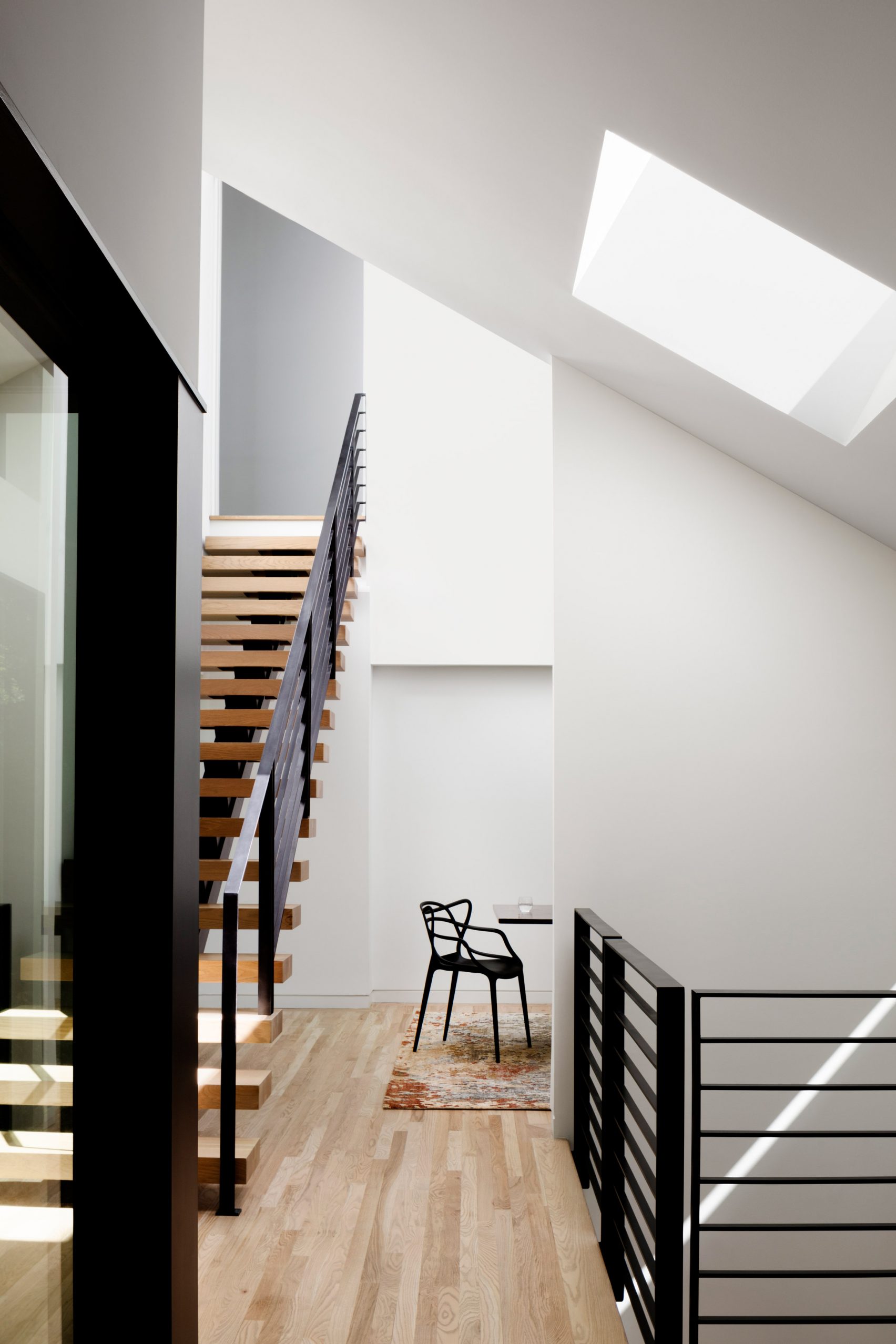 Colleen Healey ốp ngôi nhà ở Maryland đã được cải tạo bằng thép Corten ...