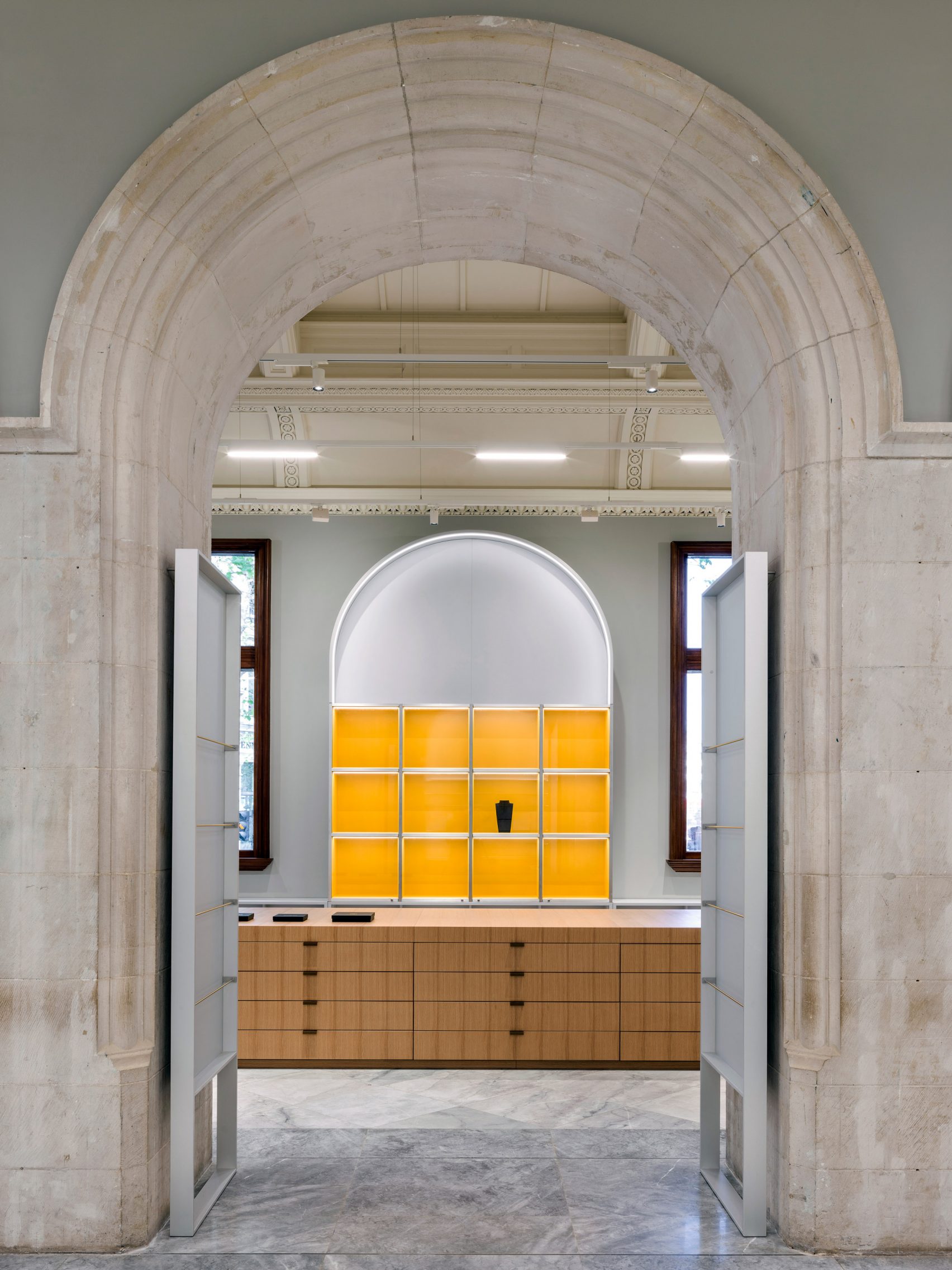 Alex Cochrane Architects designs shops to "embrace the elegant proport ...