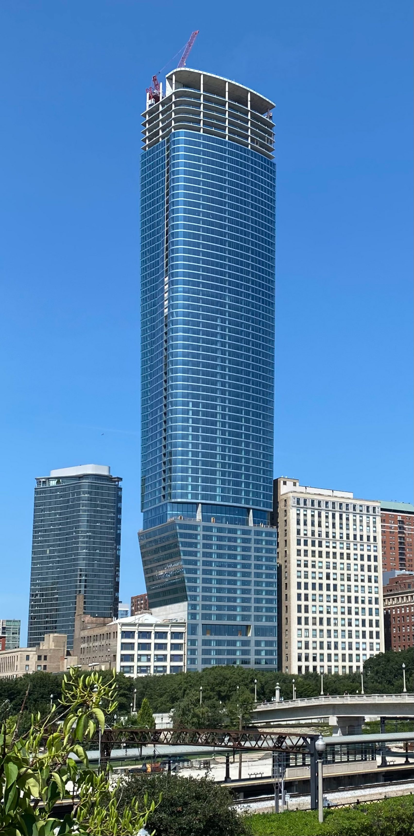 72-story tower designed by Helmut Jahn tops out in South Loop | Chicago ...