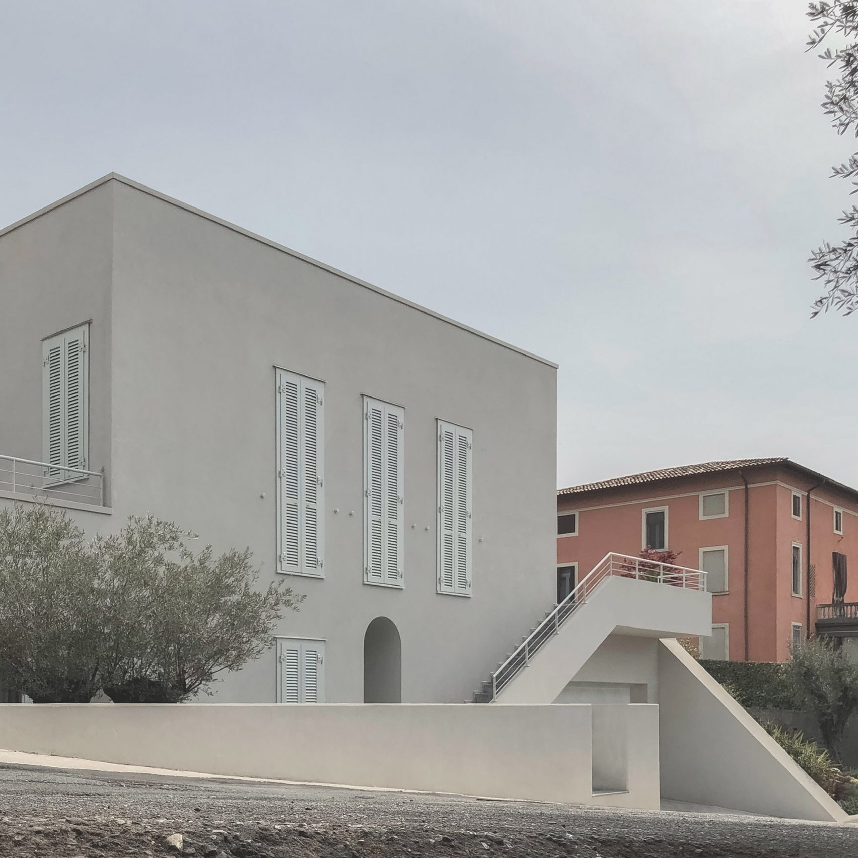 Antonino Cardillo Designs Elogio Del Grigio House As Miniature Palazzo