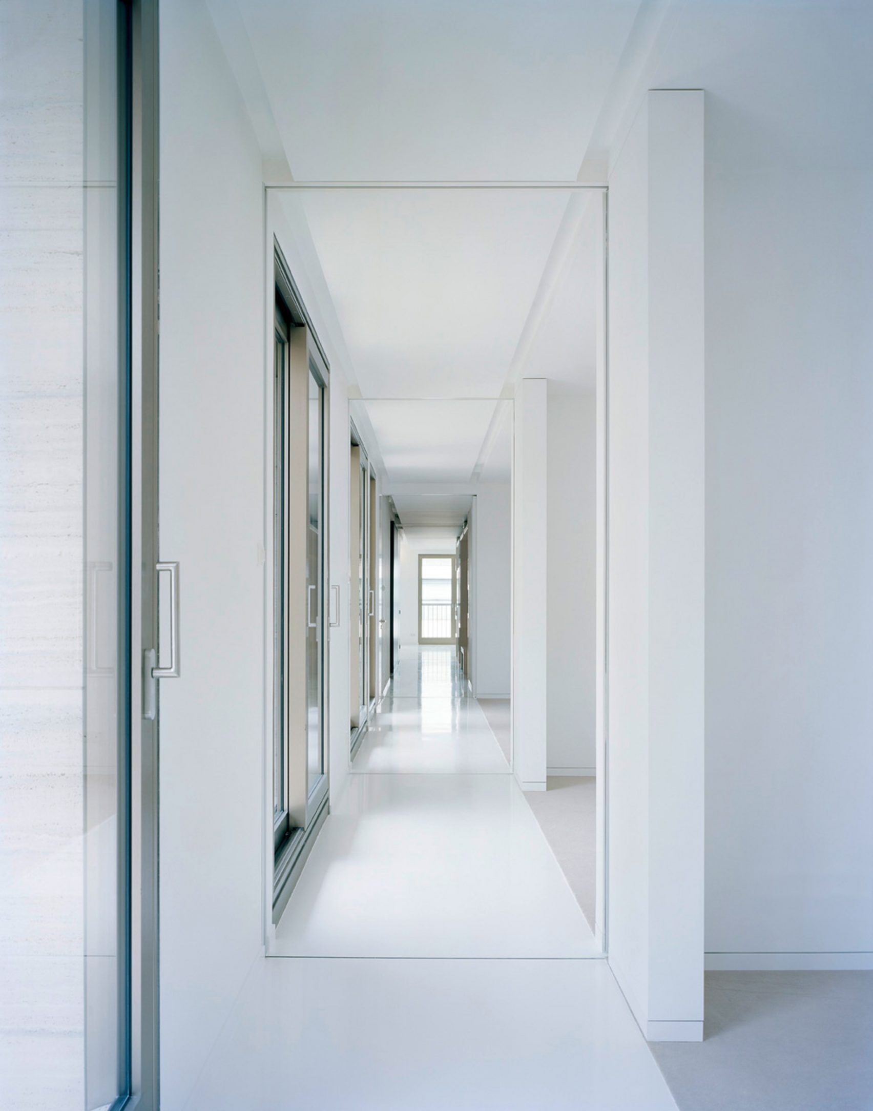 Berlin Apartments Equipped With Corian Solid Surface Range