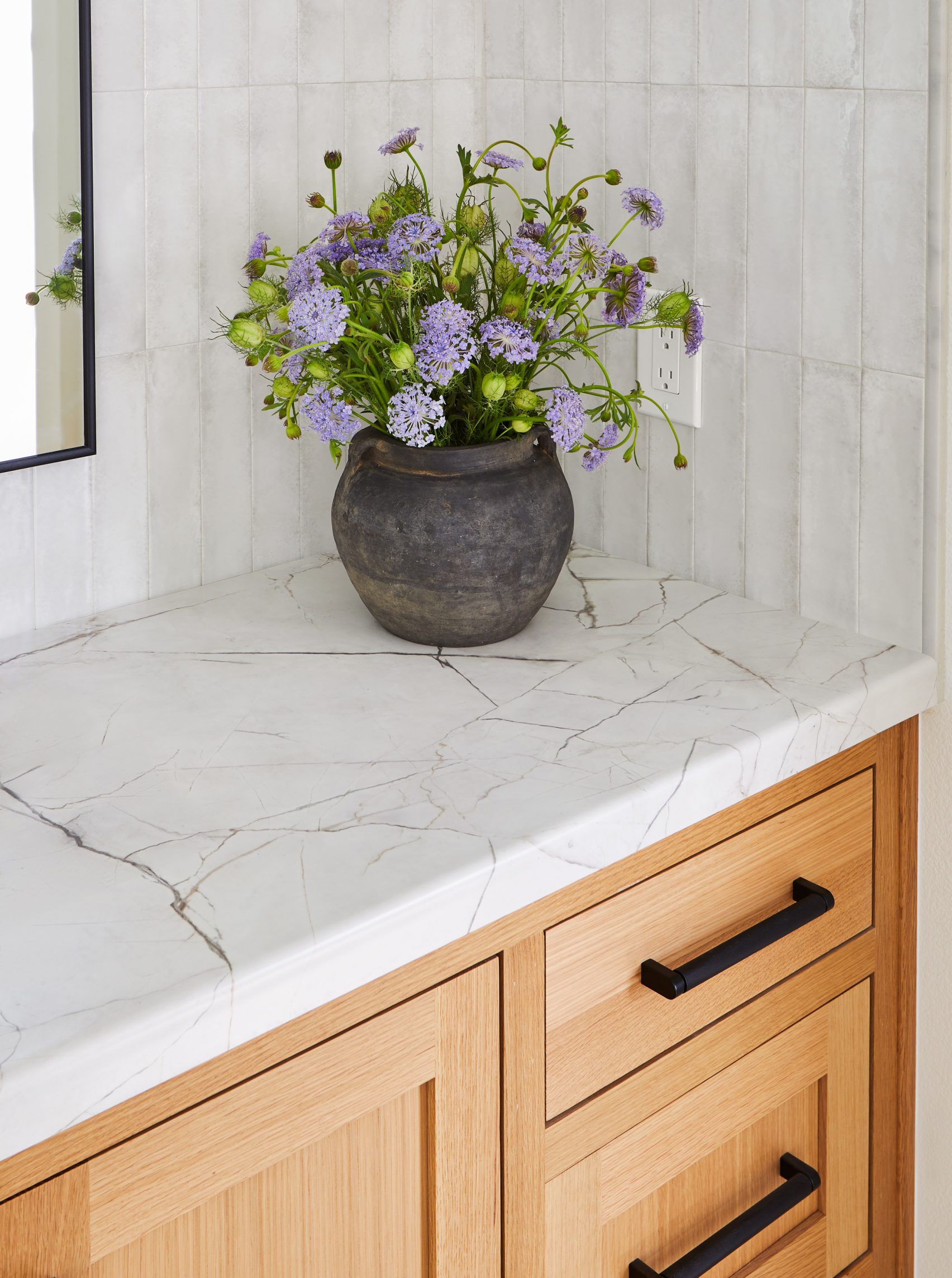 "Trend-forward" stone and wood patterns decorate Formica's Living ...