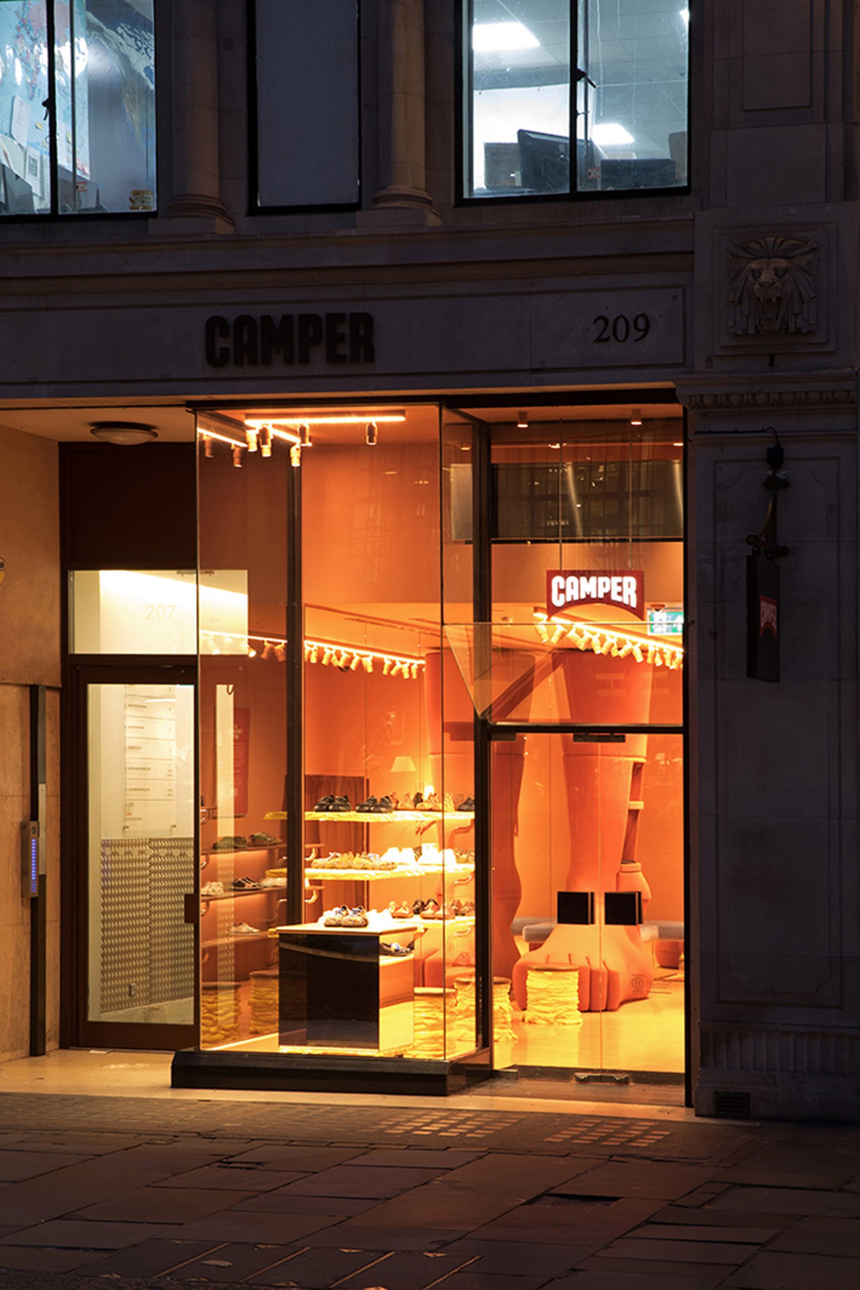 James Shaw installs jumbo foot in London Camper store