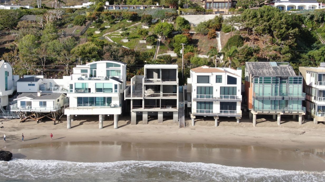 Ye Strips Tadao Ando Beach House In Malibu Back To Its Structure 7942