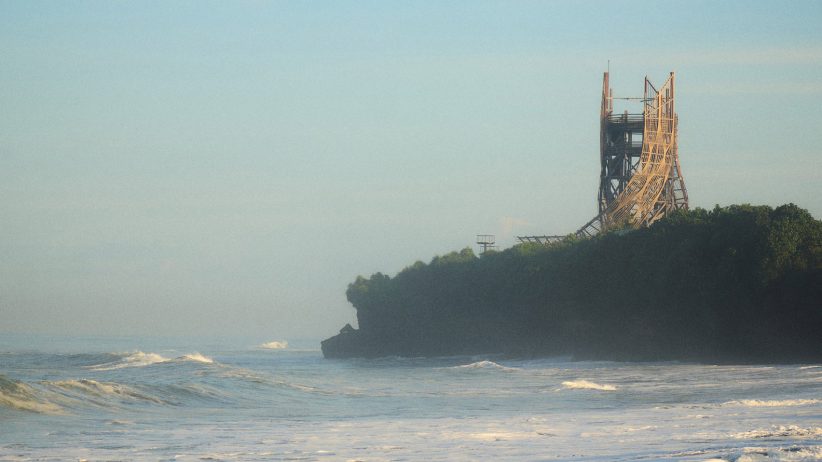 Arthur Mamou-Mani creates rattan viewing tower for AI light show in Bali