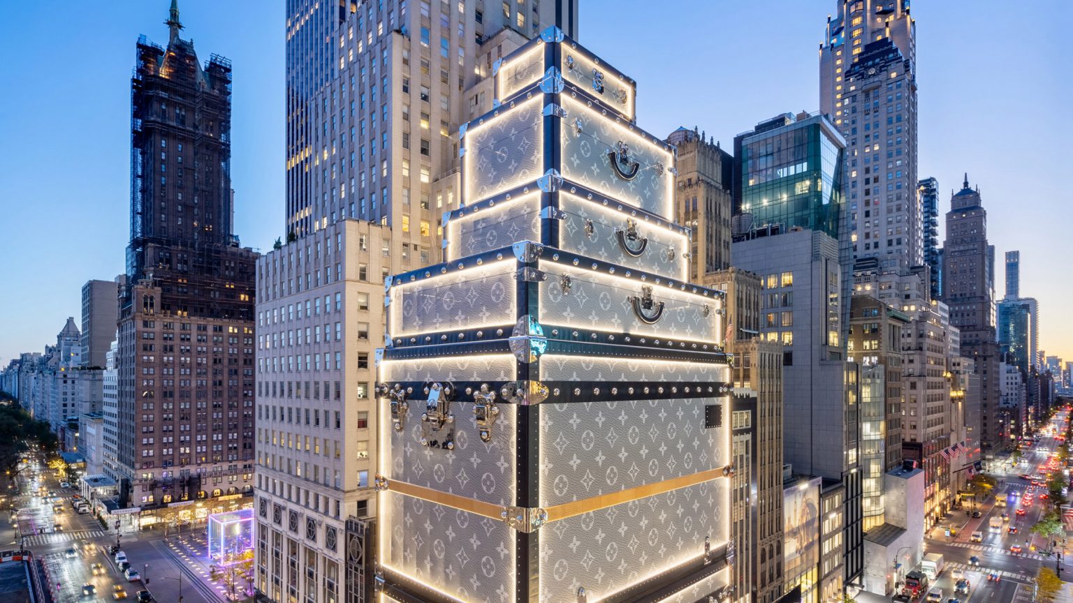 Louis Vuitton flagship construction disguised as stack of luggage trunks