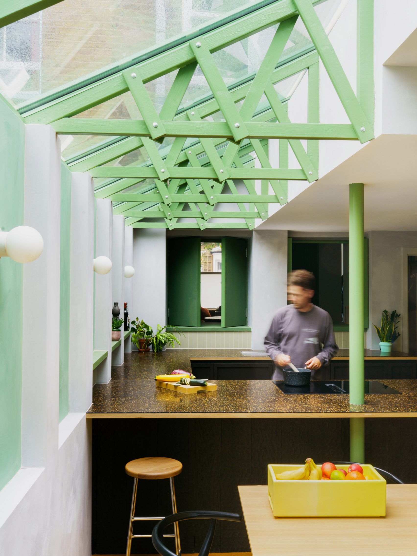 Can Relinks Verdant House With Garden Using Statement Green Window