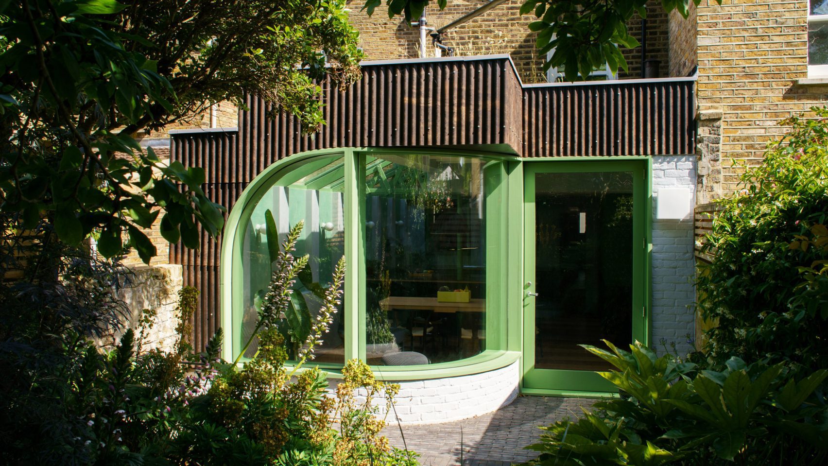 Can Relinks Verdant House With Garden Using Statement Green Window