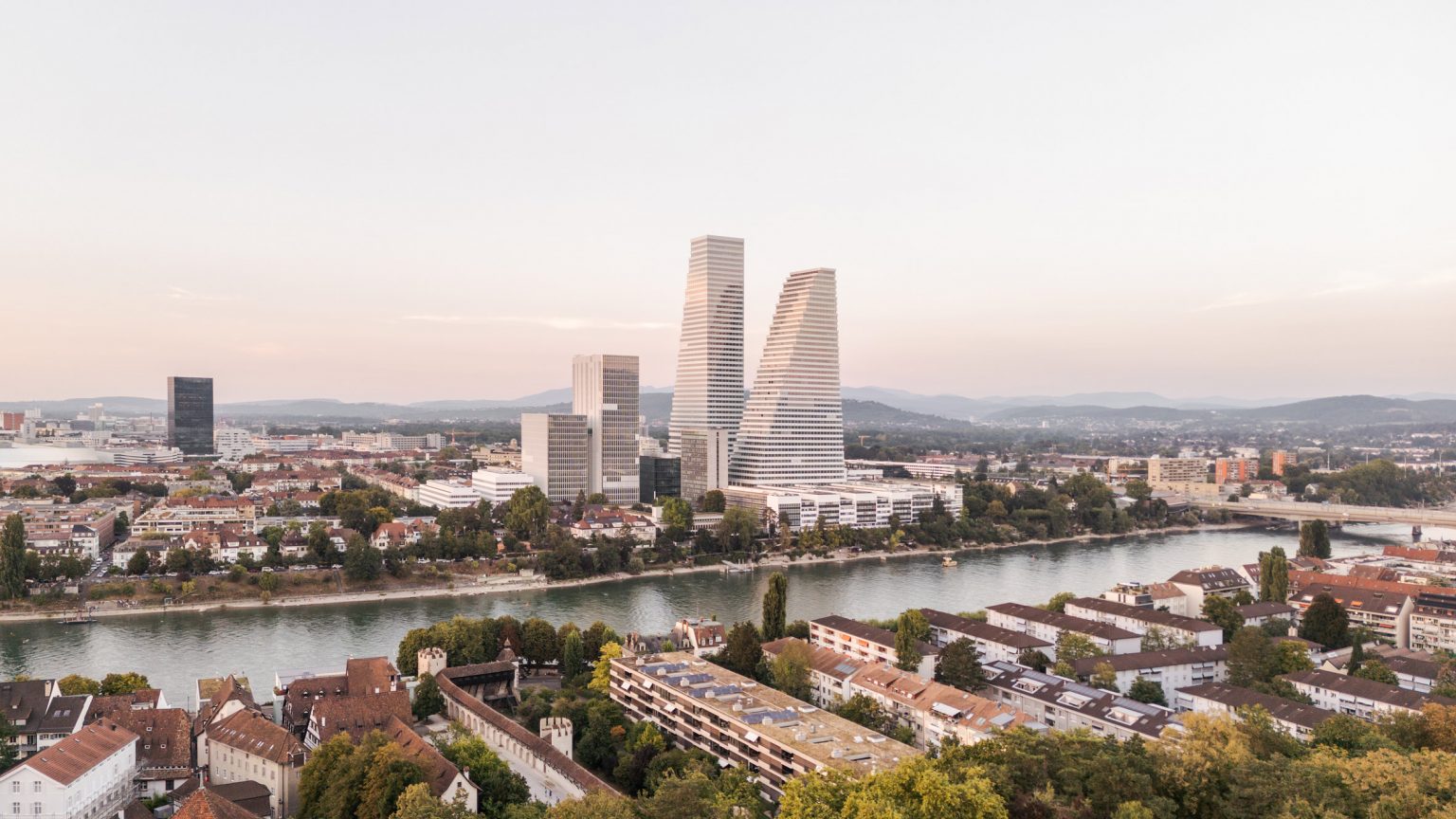 Herzog & de Meuron completes pRED Centre in Basel