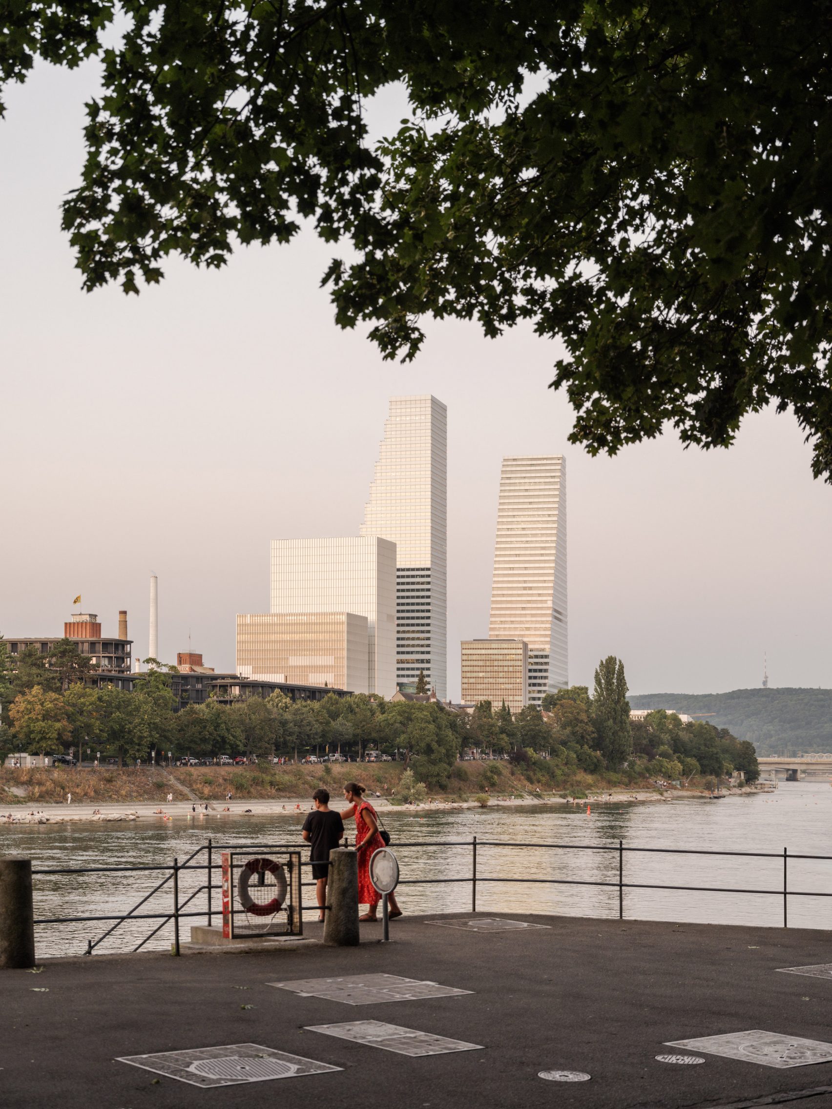 Herzog & de Meuron completes pRED Centre in Basel