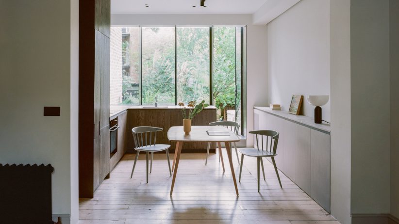 Studio Hallett Ike transforms BR House with series of "subtle adjustments"