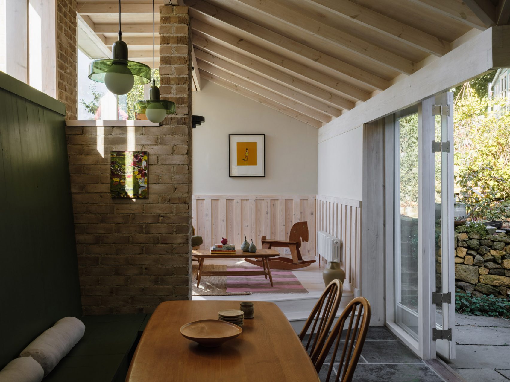 Aomd Reorganises Hop Cottage In Kent With Timber Framed Extension