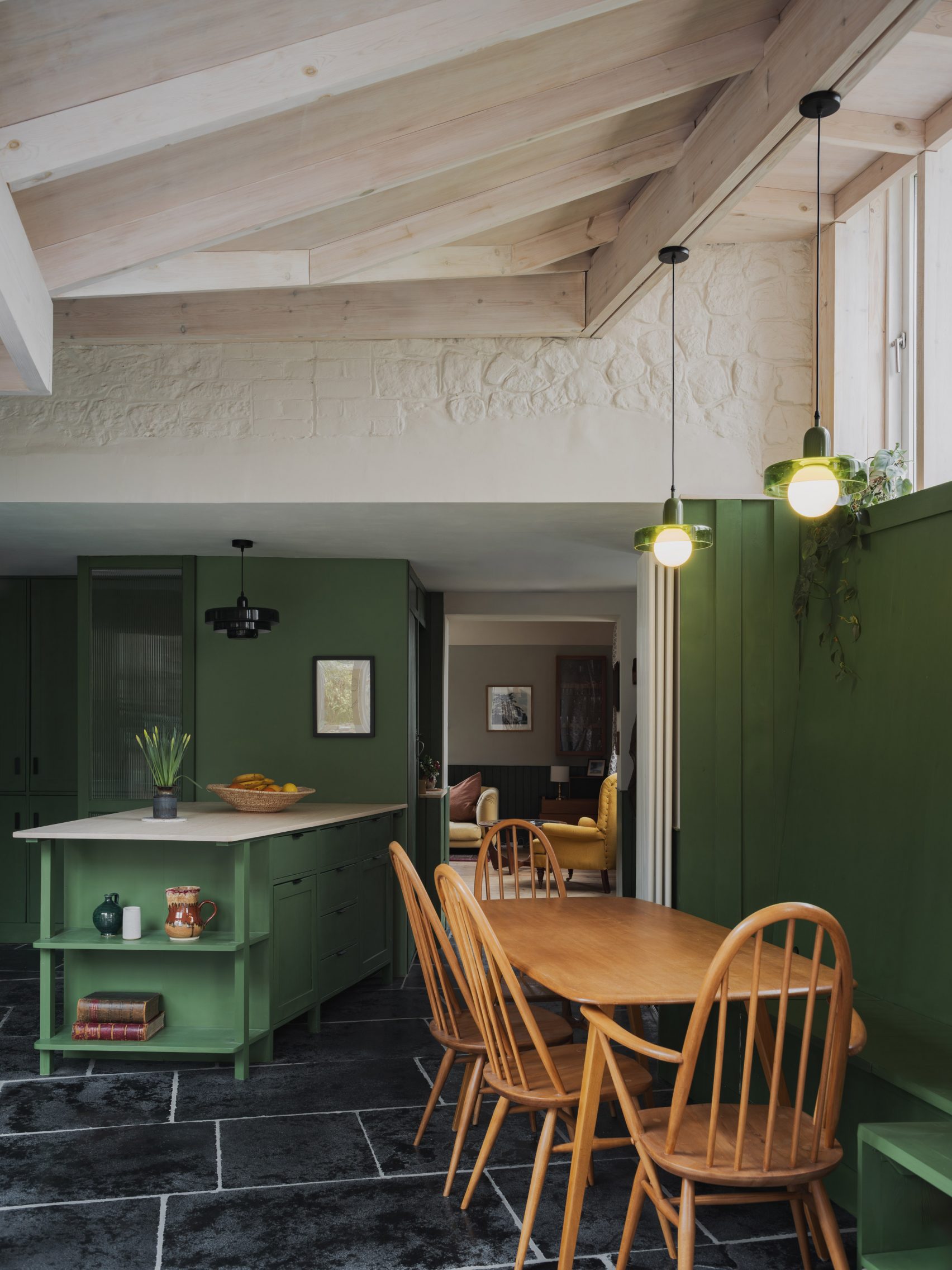Aomd Reorganises Hop Cottage In Kent With Timber Framed Extension