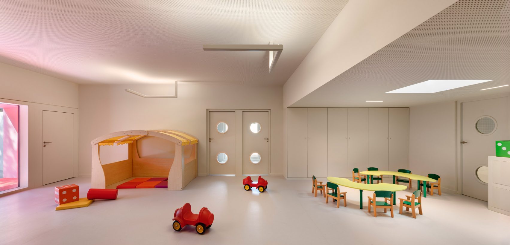 Dominique Coulon And Associés Creates Colour Blocked Creche In France