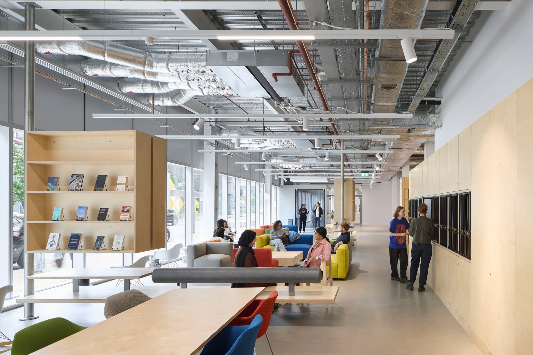 Diller Scofidio + Renfro completes V&A East Storehouse in London
