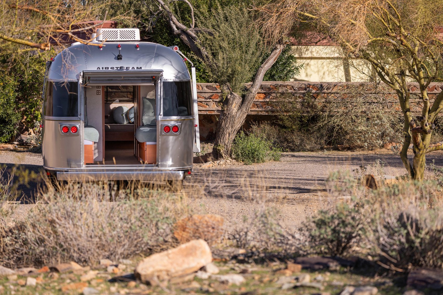 Usonia Aesthetics Inform Frank Lloyd Wright Airstream Trailer
