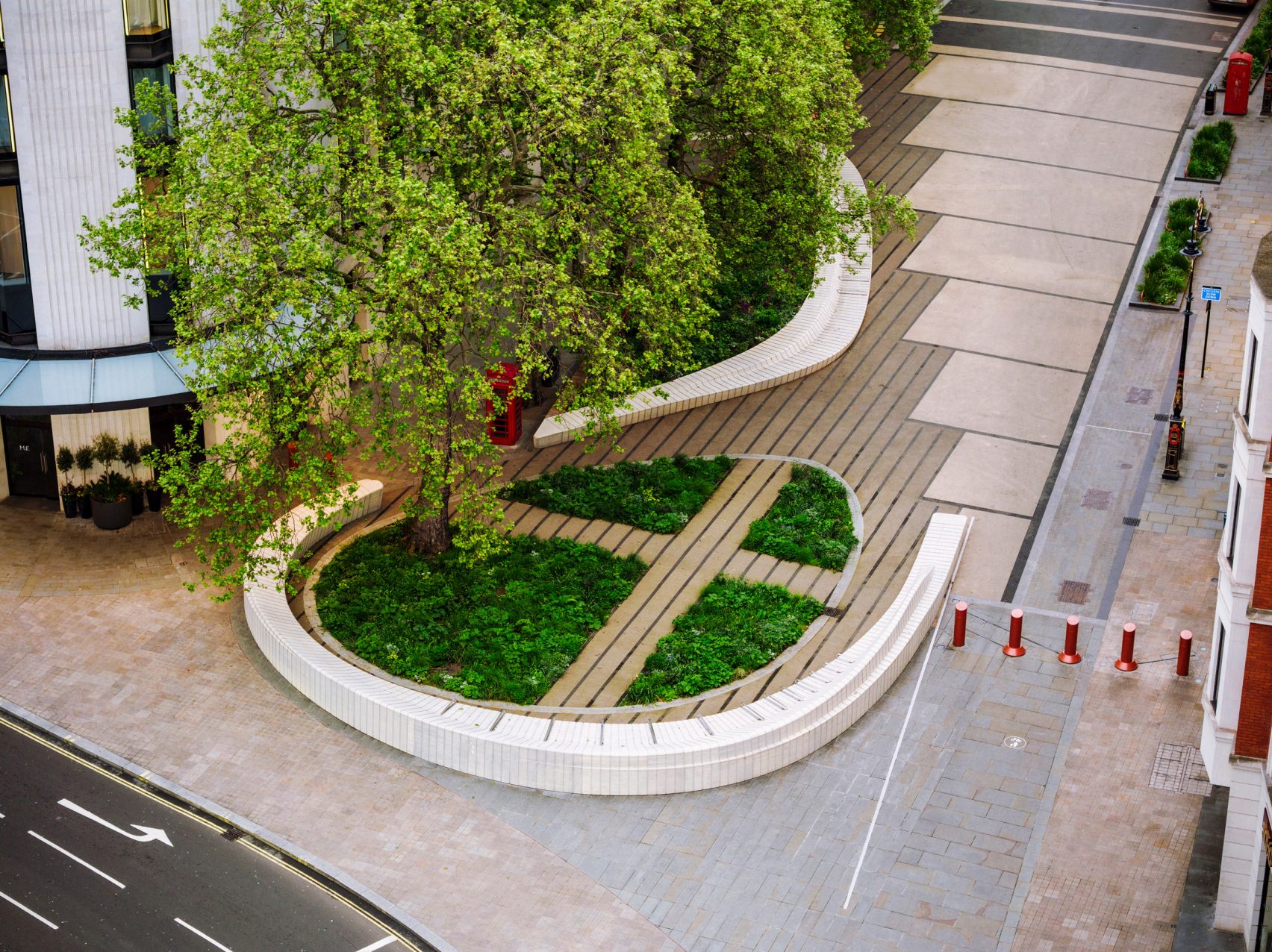 Undulating benches provide versatile public seating on London's Strand