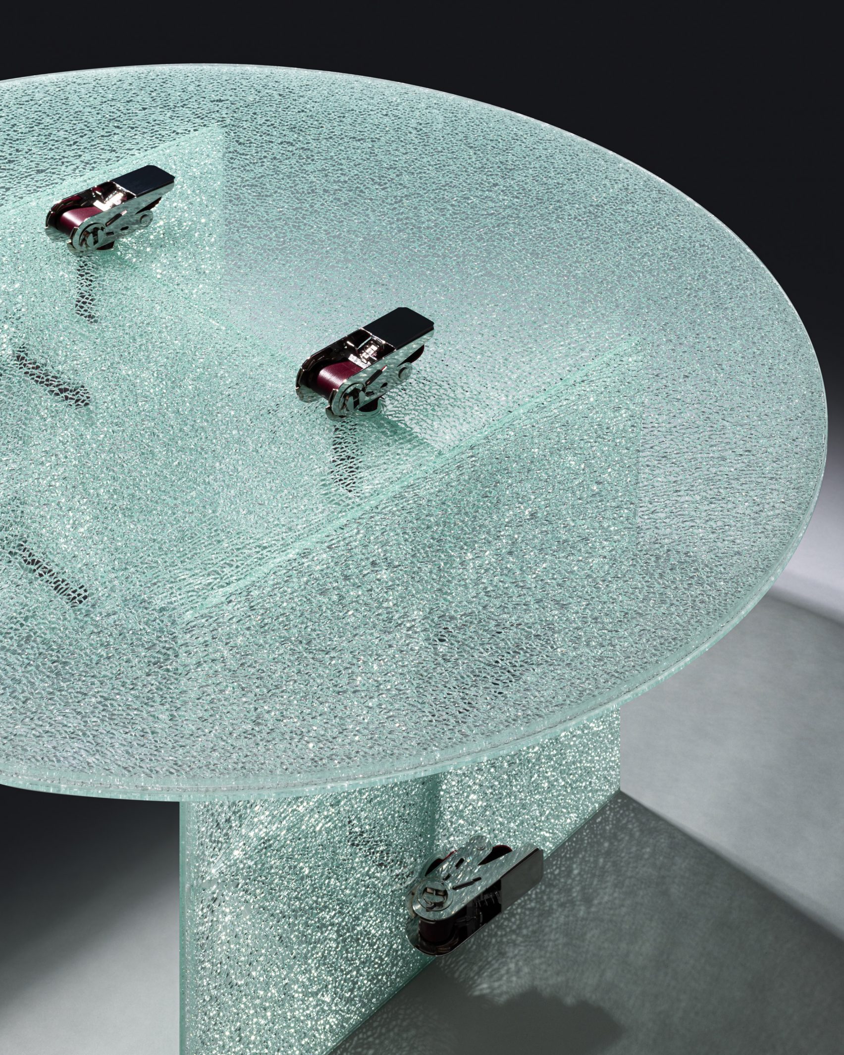 Five clever joint systems used to make furniture without glue