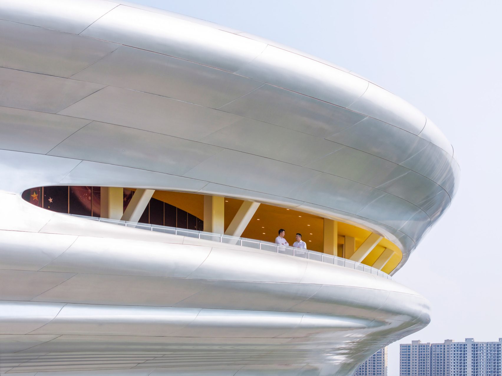 MAD clads bulbous science museum with silver panels in China